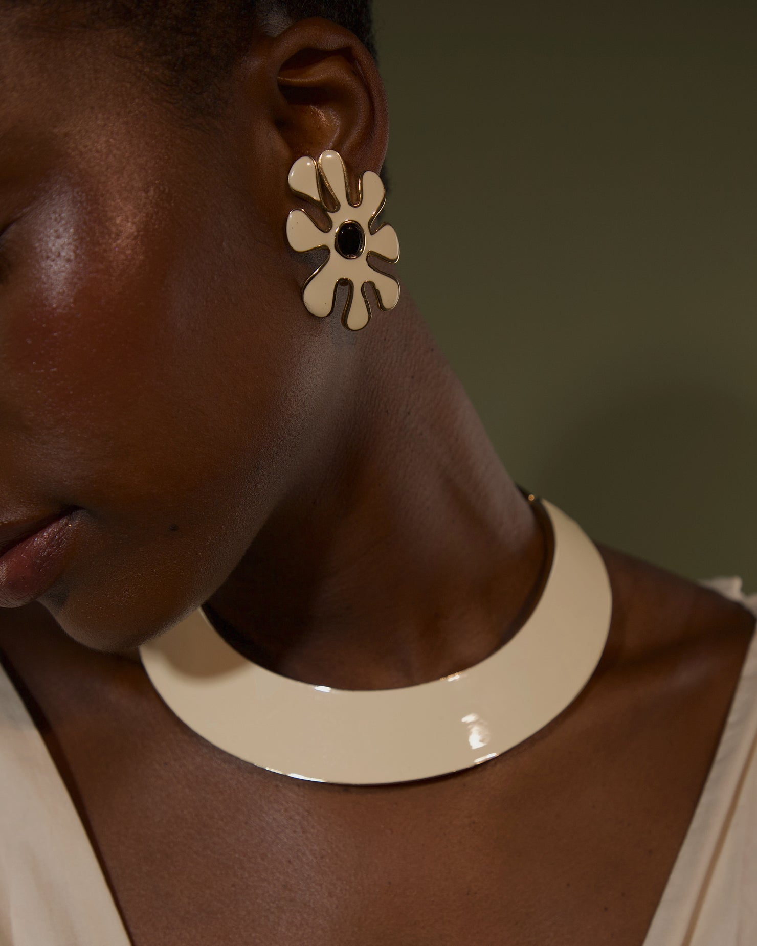 VINTAGE VO CREAM ENAMEL SET – Julia Vaughn