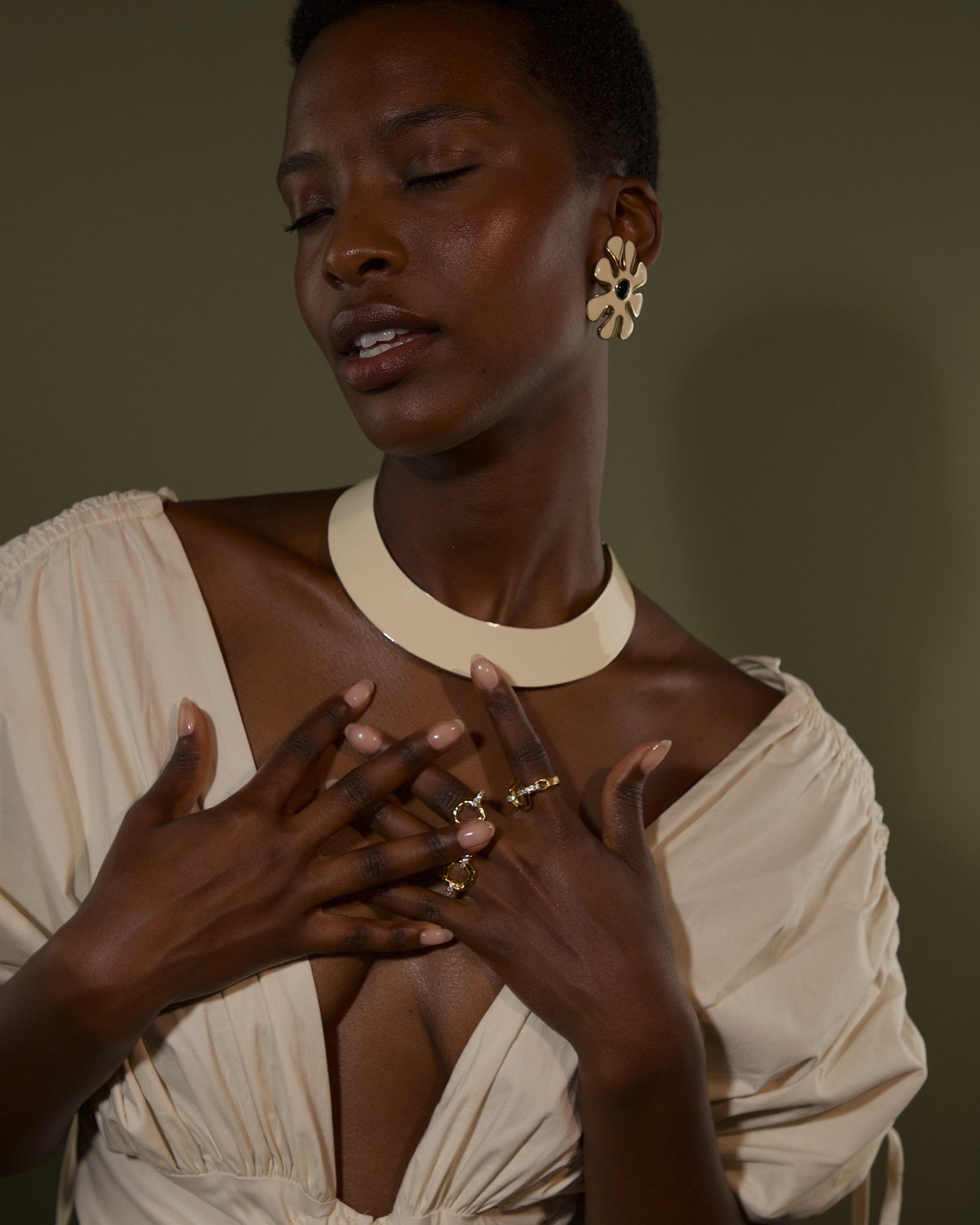 VINTAGE VO CREAM ENAMEL SET – Julia Vaughn