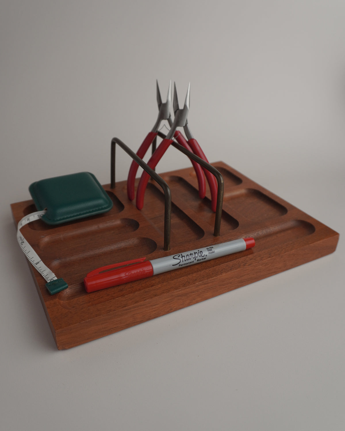 OBJECTS – Julia Vaughn